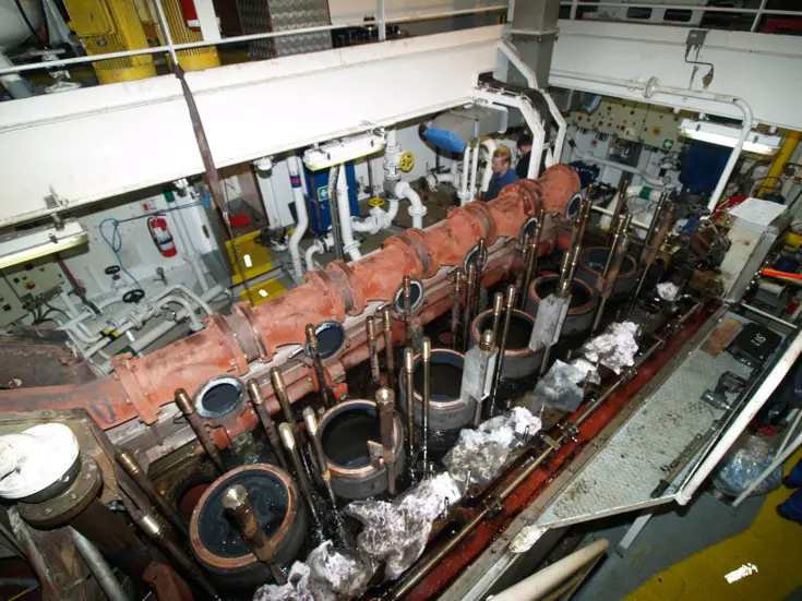 Top-Quality Ship Engine Repair | Søby Shipyard